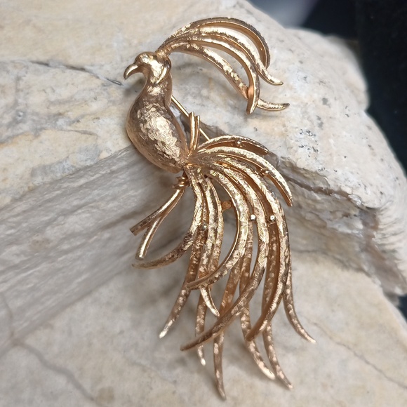 None | Jewelry | Vintage Avon Phoenix Bird Brooch Brushed Gold | Poshmark